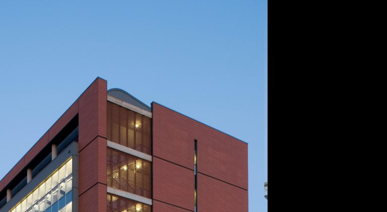 JE Dunn Construction World Headquarters - BNIM