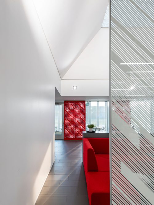 MidAmerican Energy Corporate Office and Conference Center Renovation - BNIM