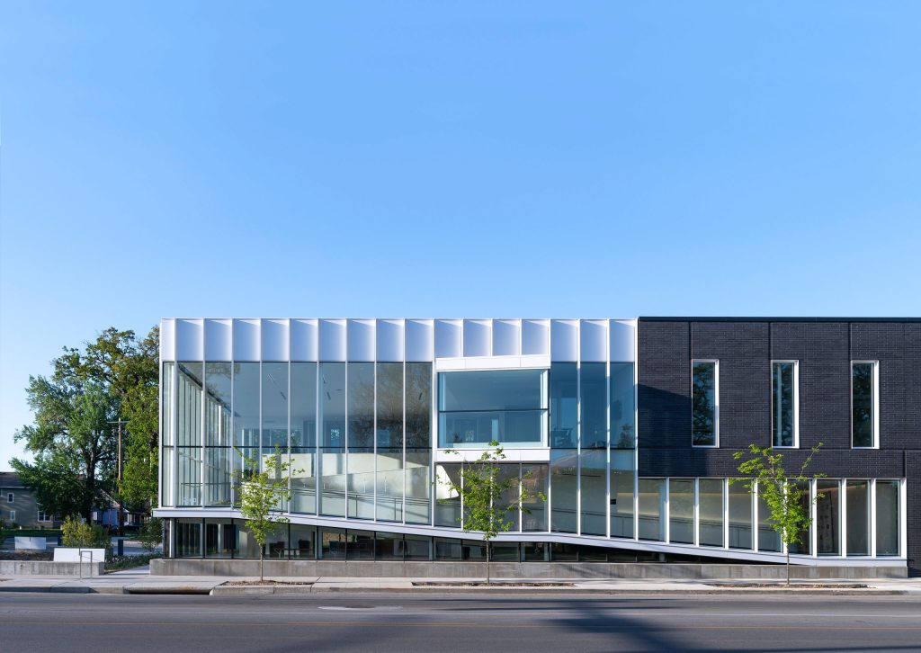 Tom and Ruth Harkin Center - BNIM