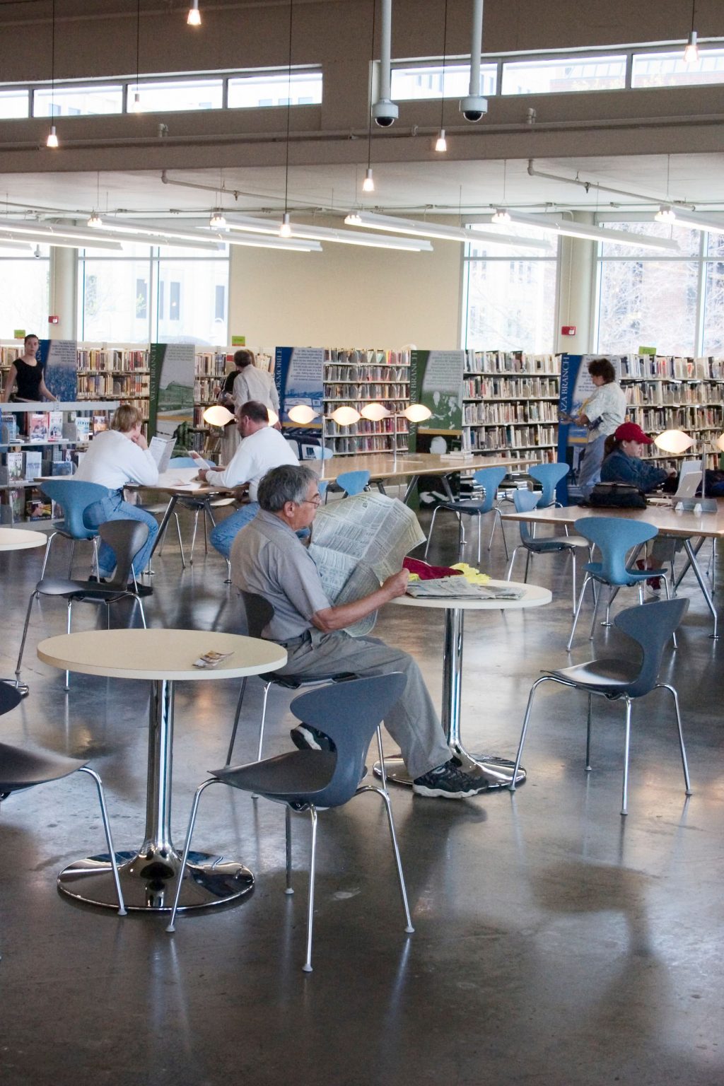 Kansas City Public Library and Children’s Center – Plaza Branch - BNIM