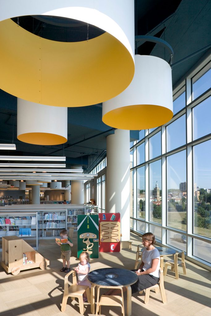Kansas City Public Library and Children’s Center – Plaza Branch - BNIM